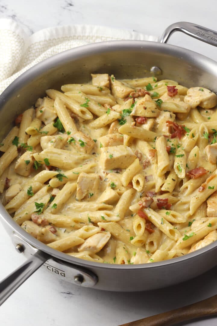 Chicken Bacon Ranch Pasta - The Toasty Kitchen