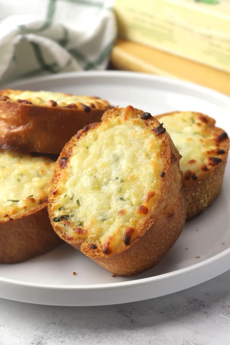 Cheesy Garlic Bread - The Toasty Kitchen