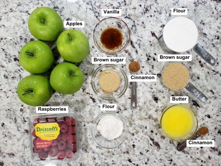 Apple Raspberry Crumble - The Toasty Kitchen