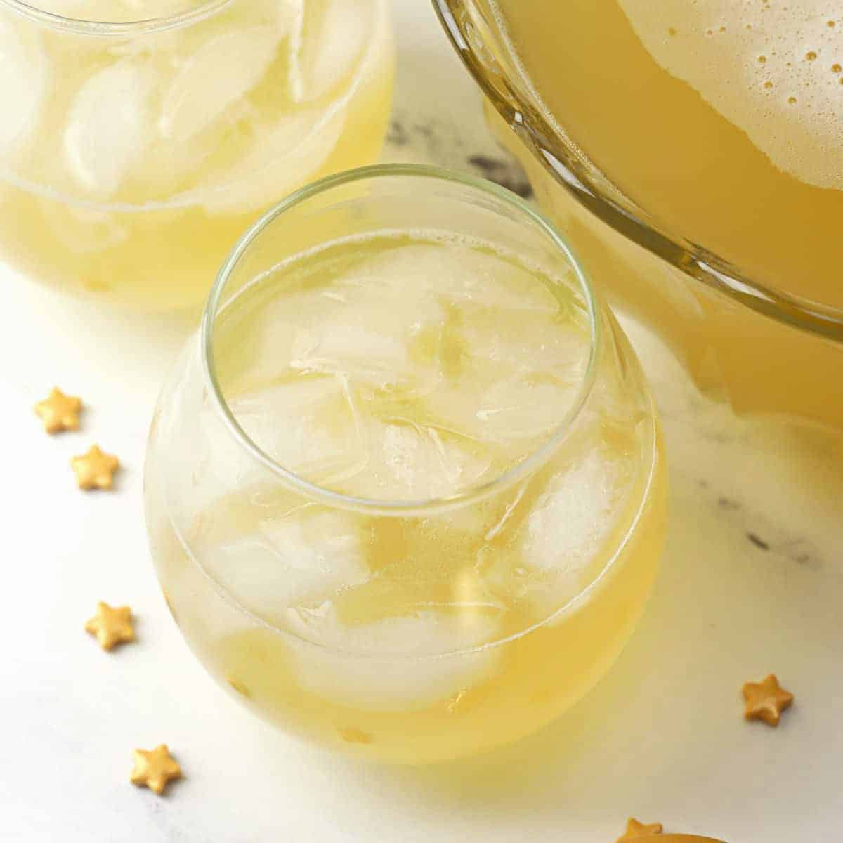 New Year's Eve Celebration Punch - The Toasty Kitchen