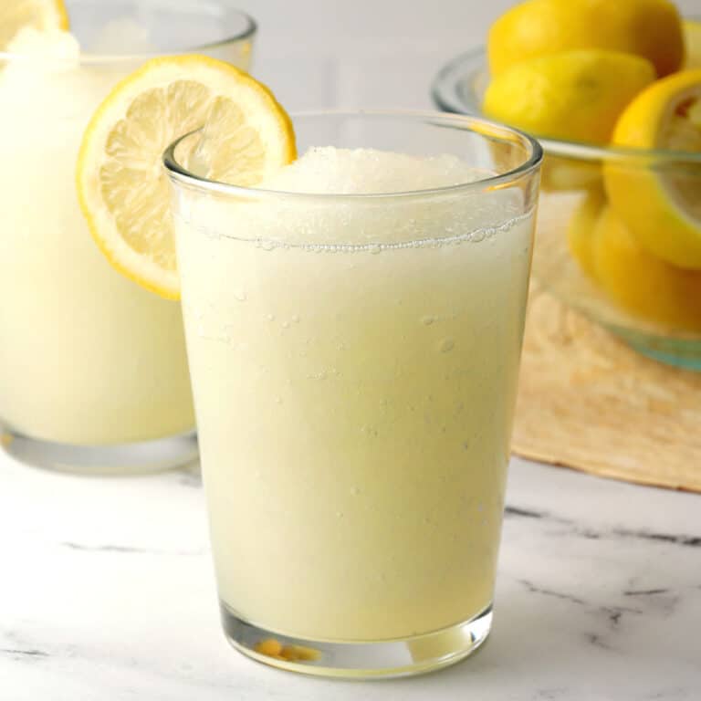 Lemon Muddy Buddies (Puppy Chow) - The Toasty Kitchen