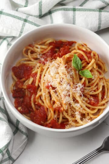 Spaghetti Marinara - The Toasty Kitchen