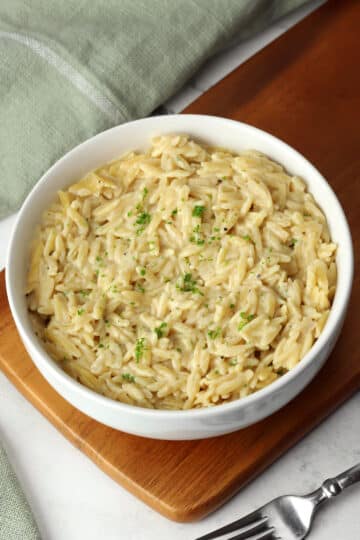 Garlic Parmesan Orzo - The Toasty Kitchen