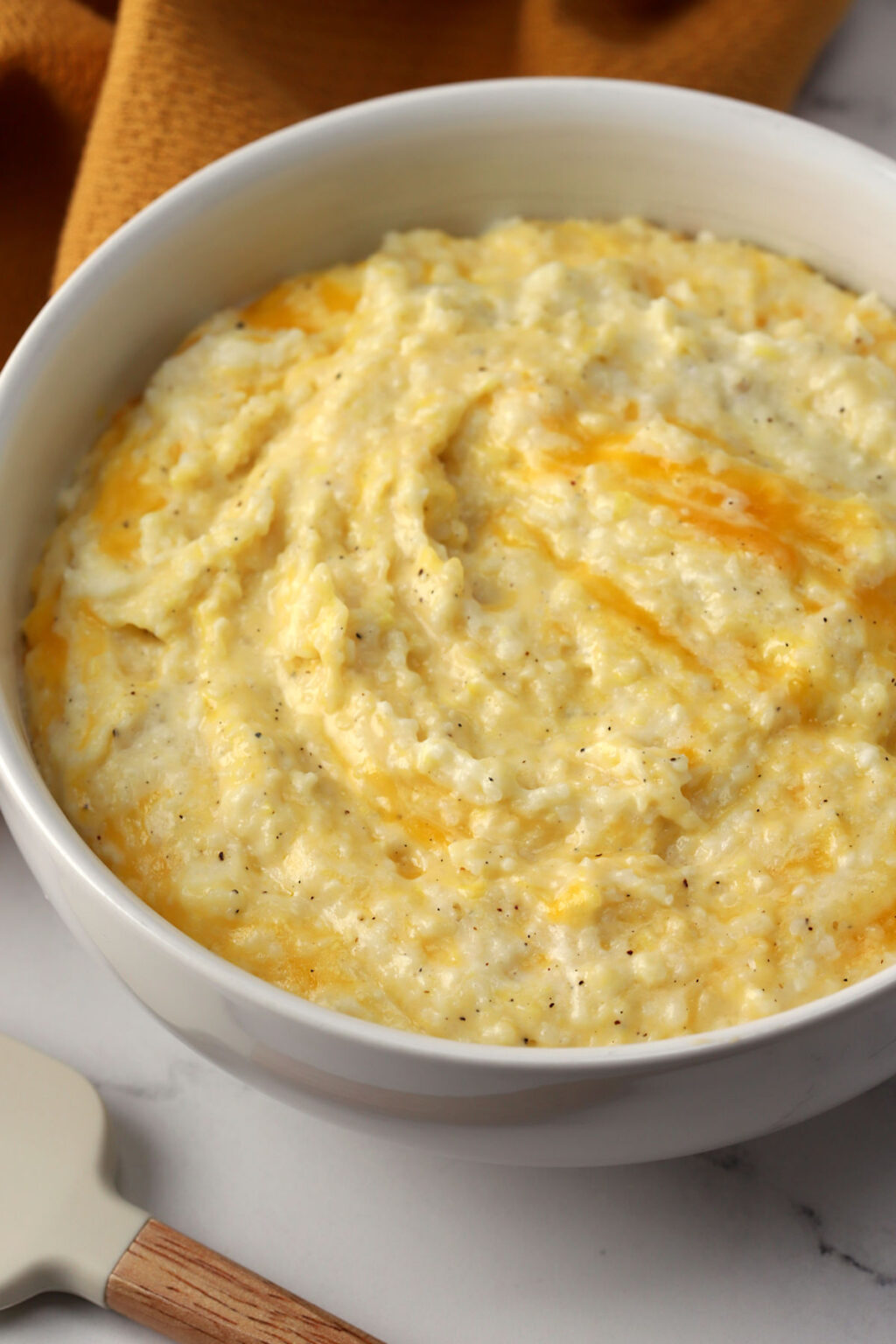 Cheesy Grits - The Toasty Kitchen