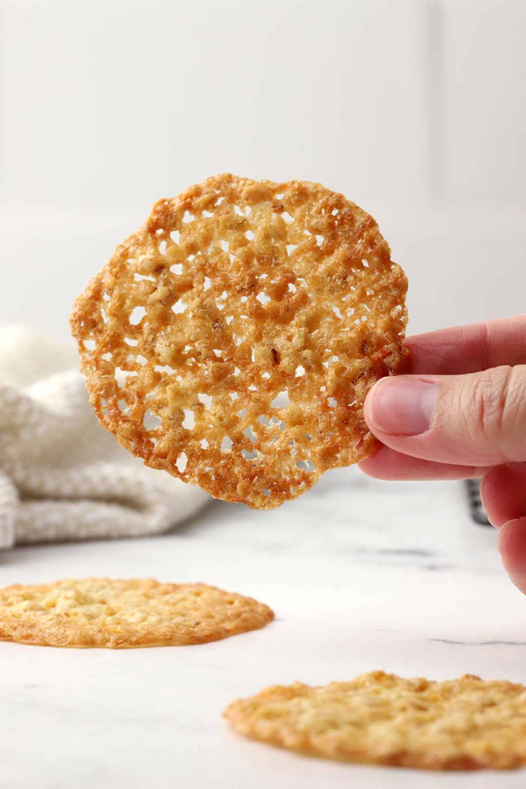 Lace Cookies - The Toasty Kitchen